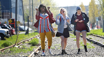 The 14 Best French TV Shows on Netflix in 2021 | Marie Claire