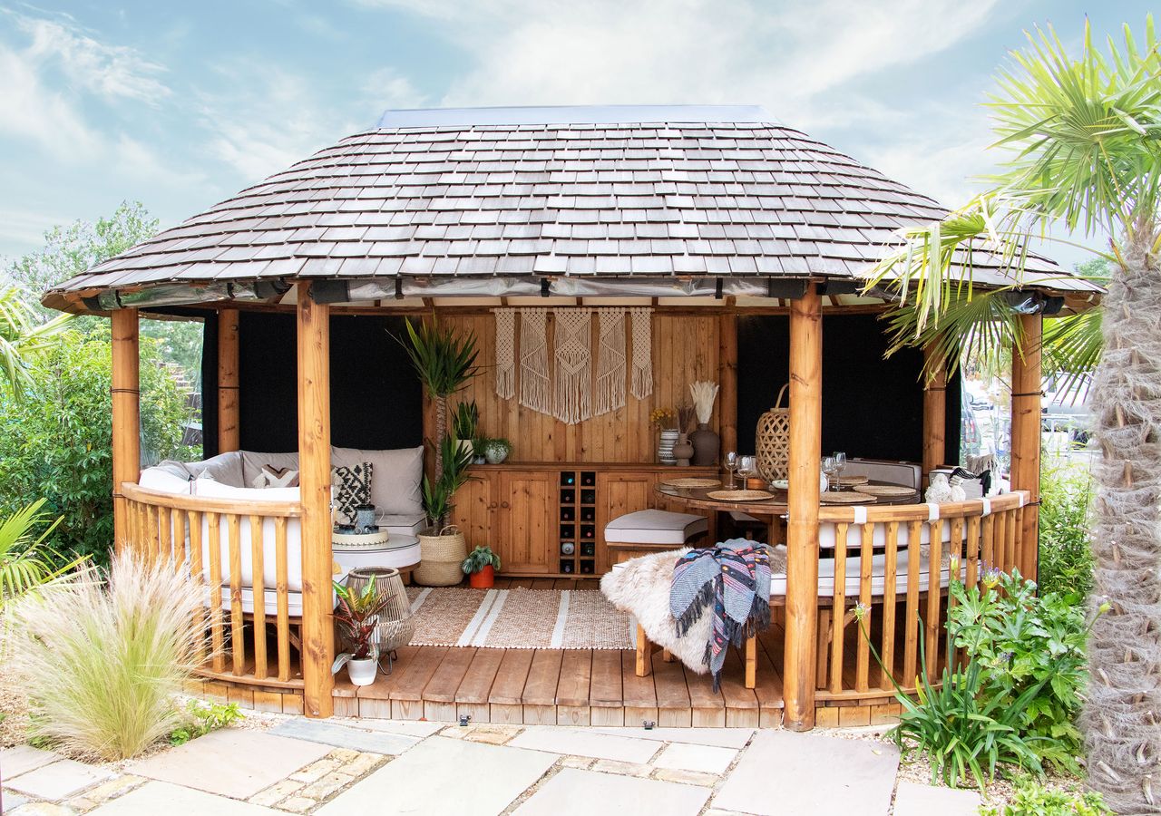 Summer house ideas: 12 beautiful designs for relaxing garden rooms ...