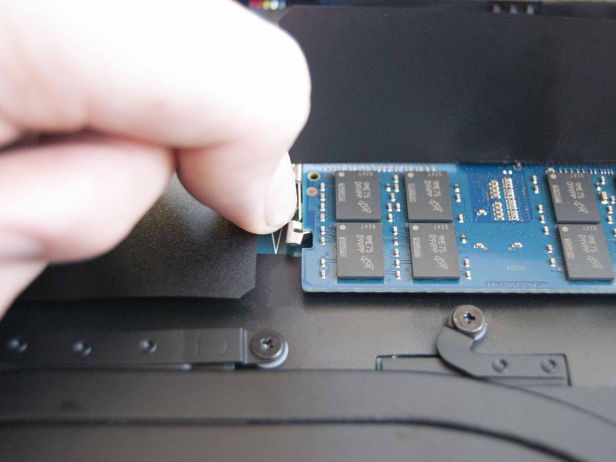 How to upgrade RAM in Lenovo's ThinkPad X1 Extreme (Gen 2) | Windows ...