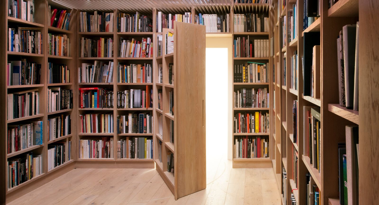 How to design a reading room you can switch off in | Livingetc