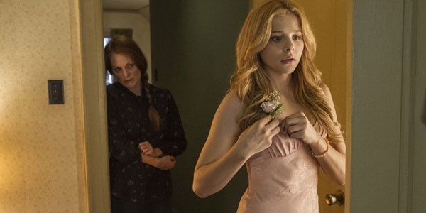 Carrie: 11 Big Differences Between The Book And Movie | Cinemablend