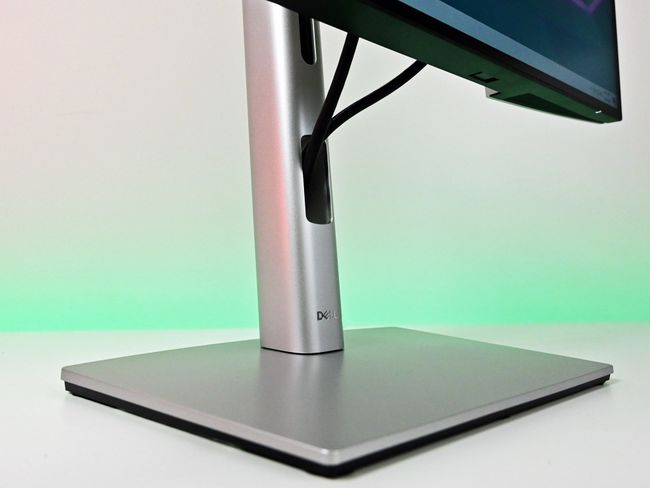 Dell UltraSharp U2421E review: A killer 16:10 monitor and hub combo for ...