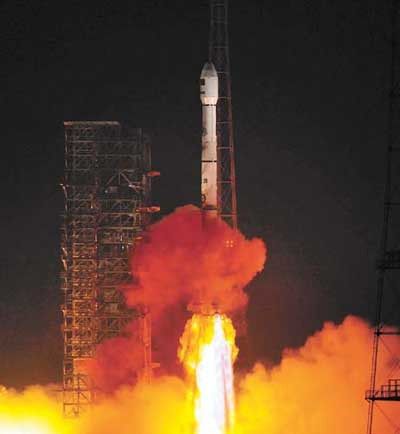 Chinese Rocket Launches New Satellite for Pakistan | Space