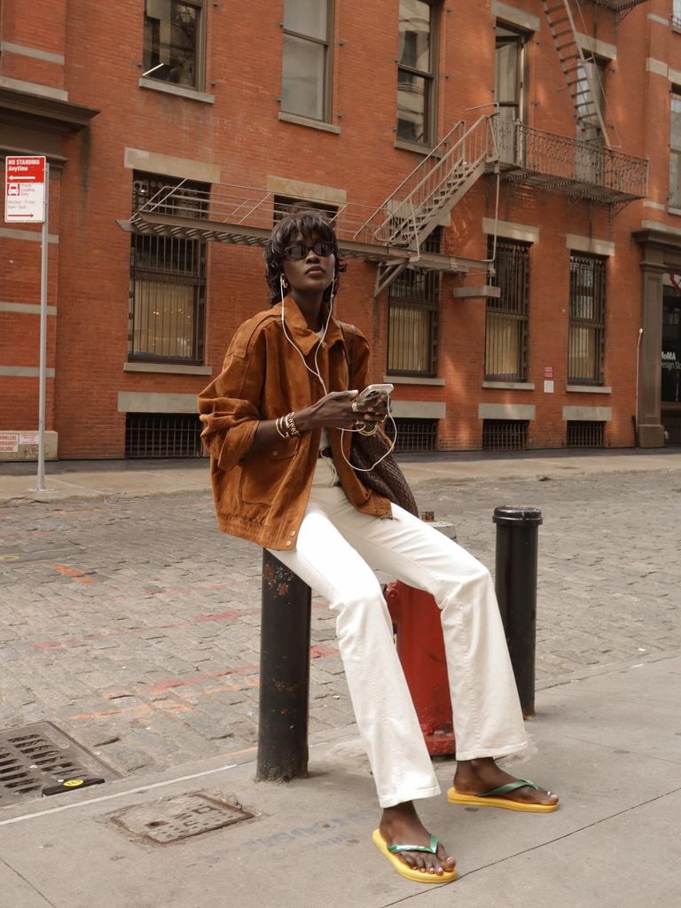 Don't Know How to Wear Flared Jeans? This One's for You | Who What Wear