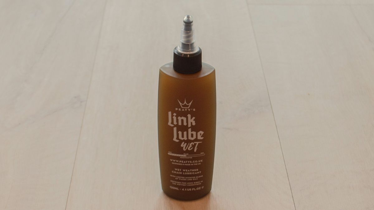 Best bike chain lubes for MTB, gravel & road | Bike Perfect
