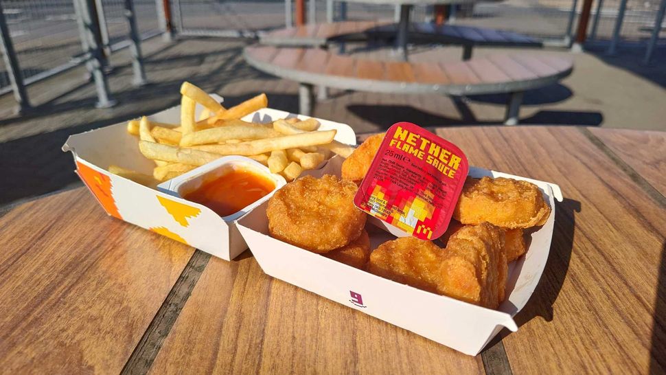 Minecraft Nether Flame Sauce review: McDonald’s best dip? | Windows Central