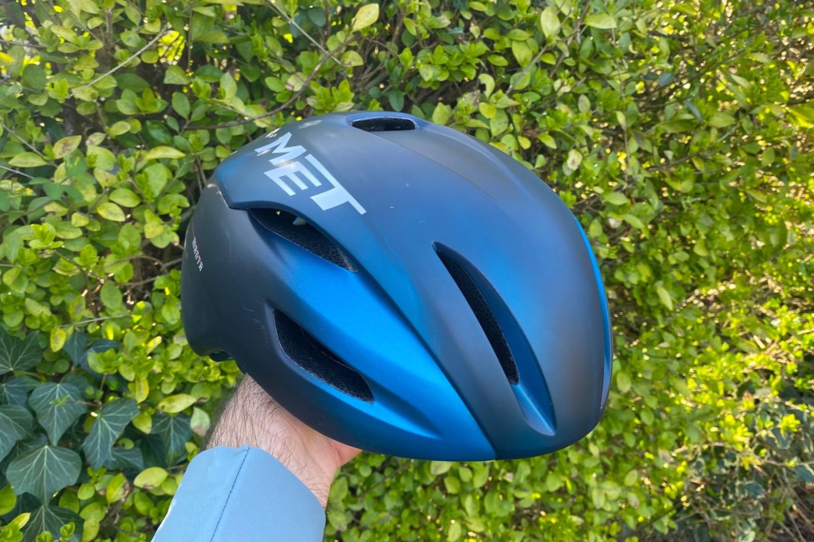 Met Manta MIPS helmet review - low profile and price for an aero lid ...
