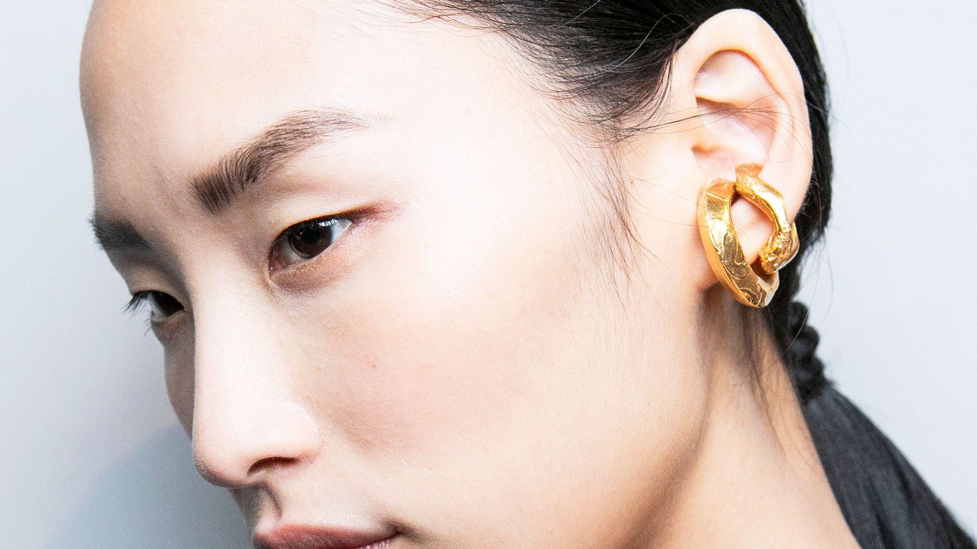 Facial Extractions Benefits - Are Extractions Good or Bad for Your Skin ...