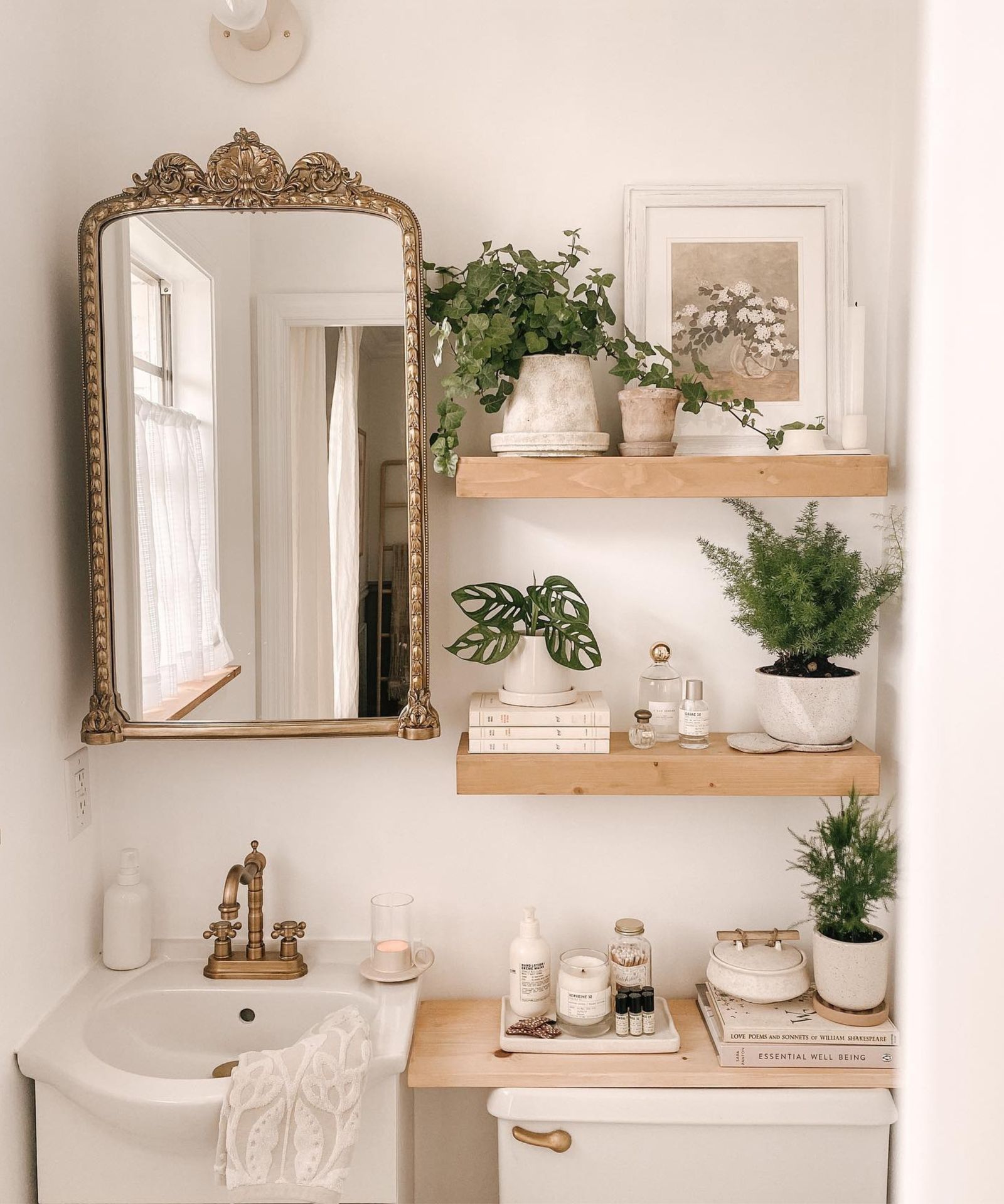 How to declutter a bathroom like the pros | Real Homes