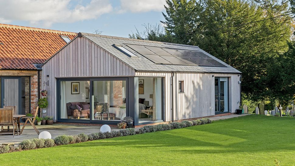 12 pitched roof extension ideas used by architects | Homebuilding