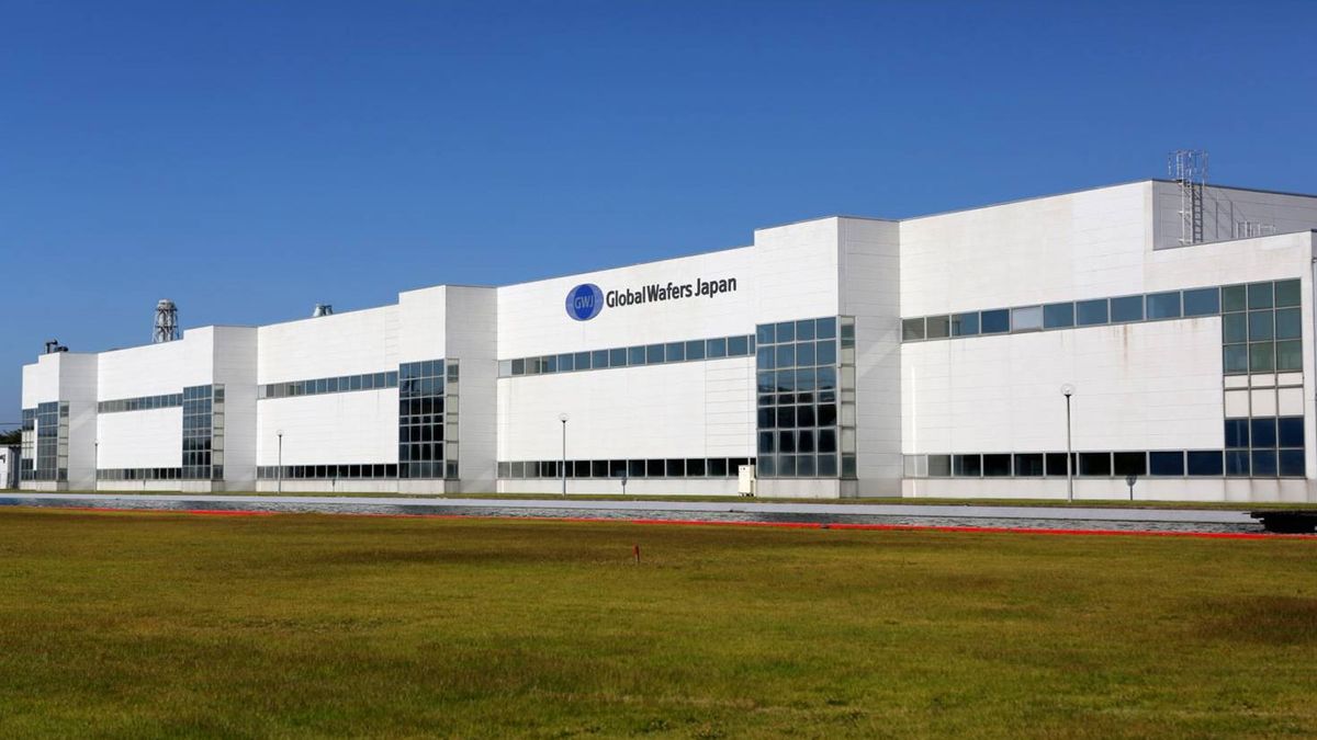 Silicon Wafer Giant GlobalWafers Resumes Production Days After Hack ...