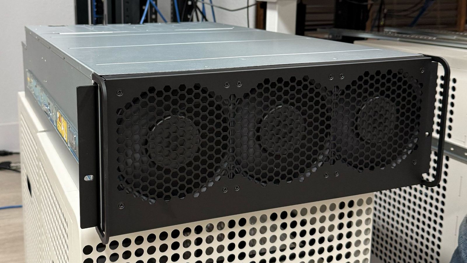 AI accelerator tinybox pro goes up for preorder for $40,000 — the device features eight RTX ...