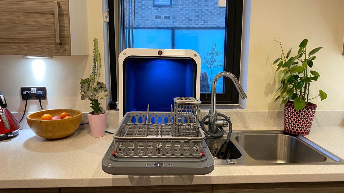 Bob Mini Dishwasher review | TechRadar