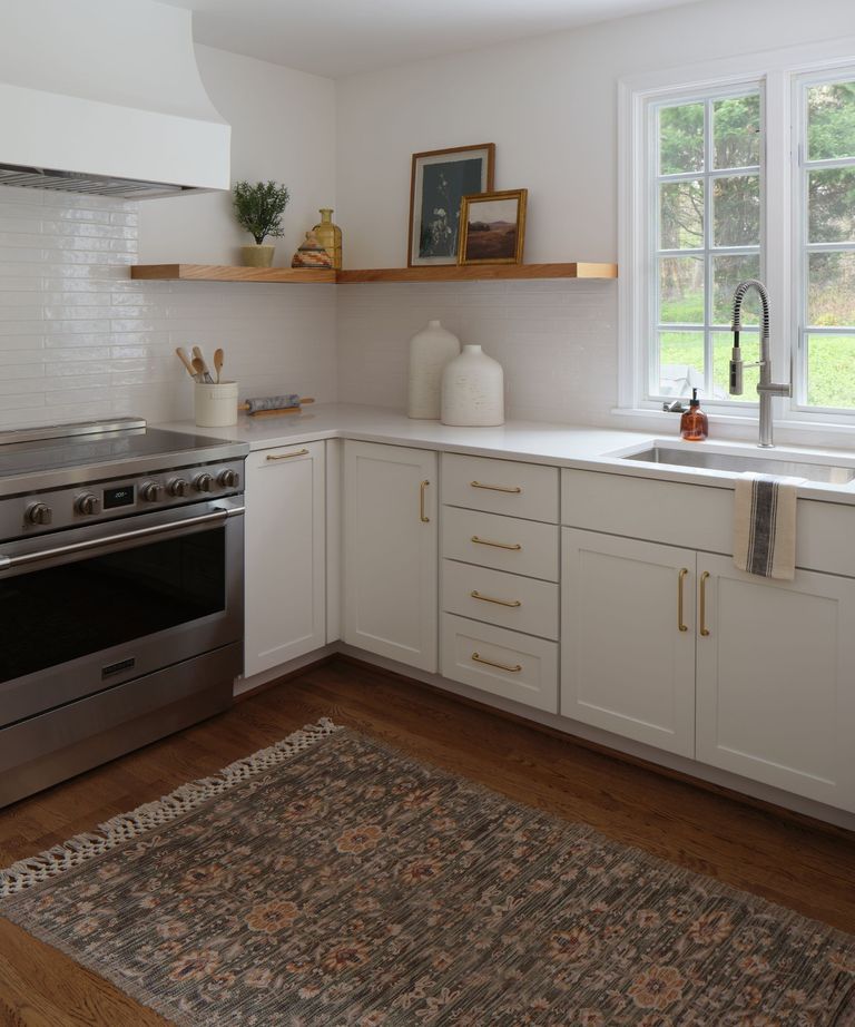 12 kitchen rug ideas to add cozy style to your scheme | Homes and Gardens