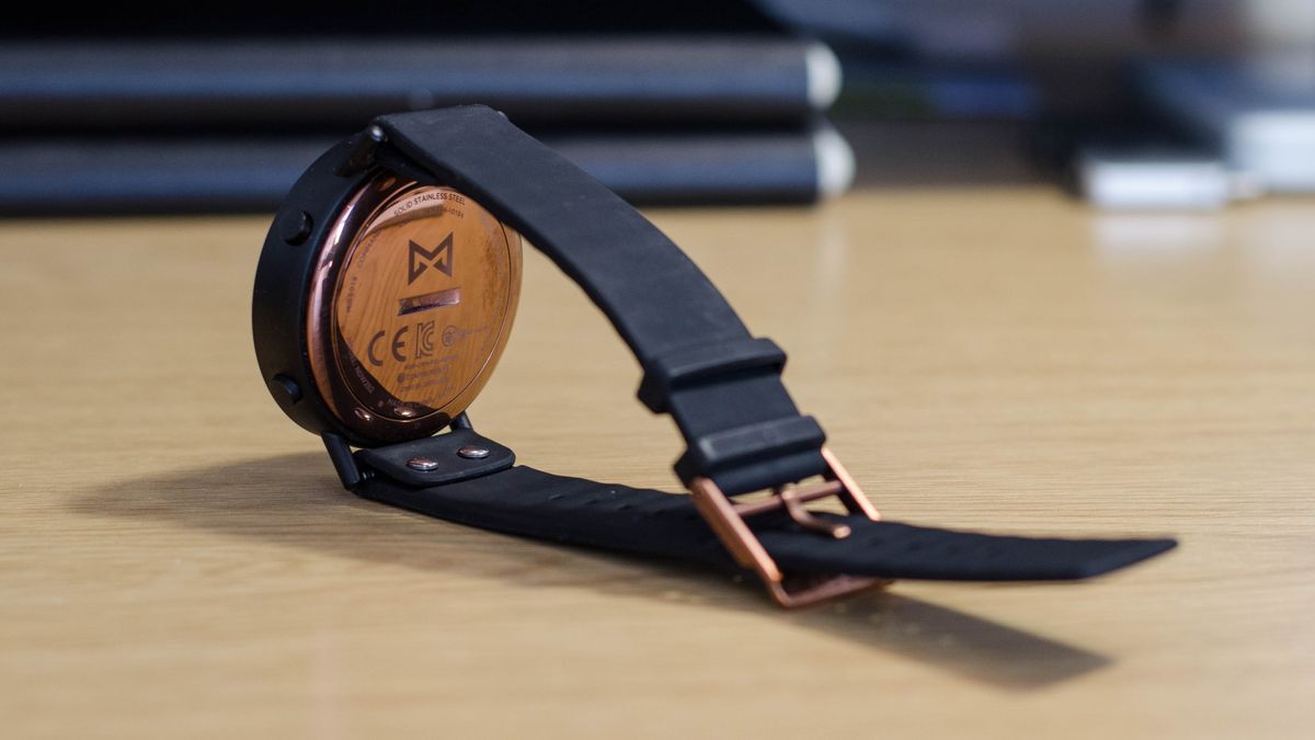 Fitness, battery life, interface and app - Misfit Command review - Page ...