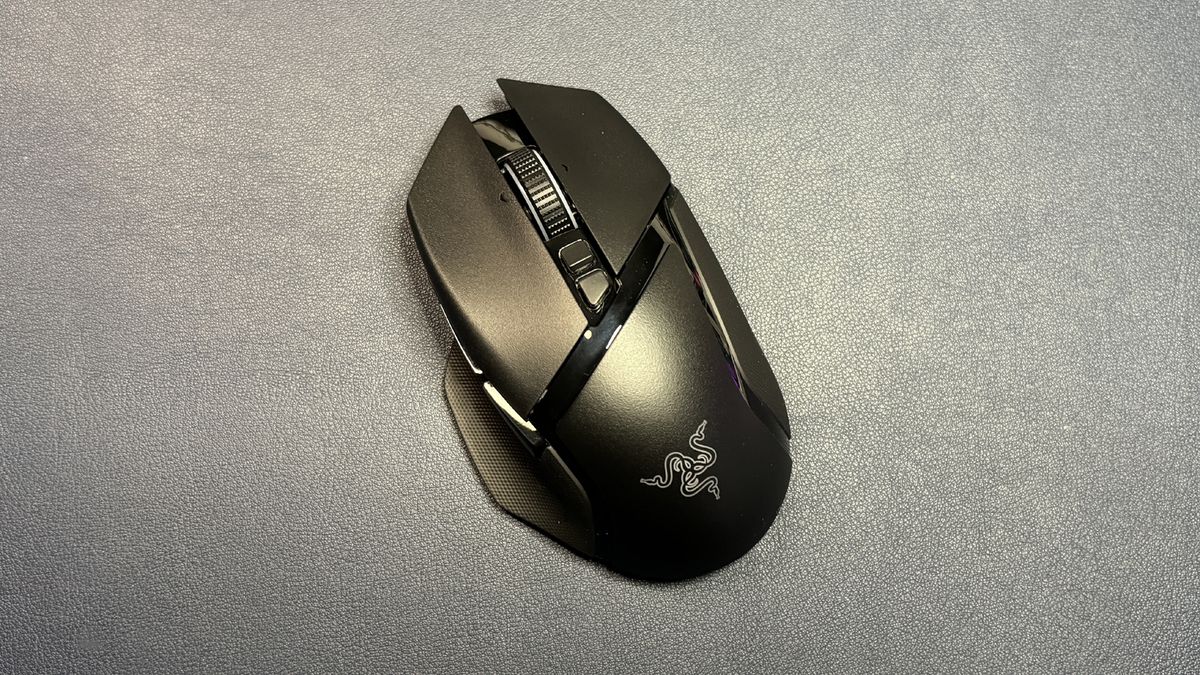 Razer Basilisk V3 Pro 35K review: You've seen this before | Tom's Hardware