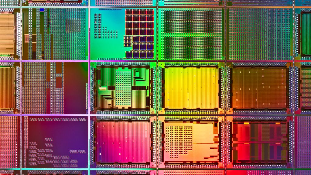 Intel says there will be one trillion transistors on chips by 2030 | PC ...