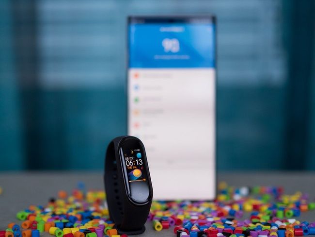 Xiaomi Mi Band 4 review: A must-have budget fitness tracker under $50 ...