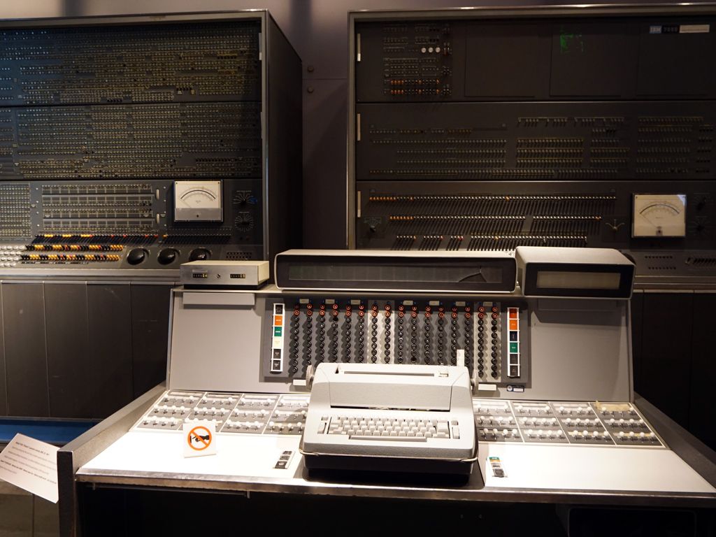 IBM Starts Making Computers (1953) - A Computer History Timeline