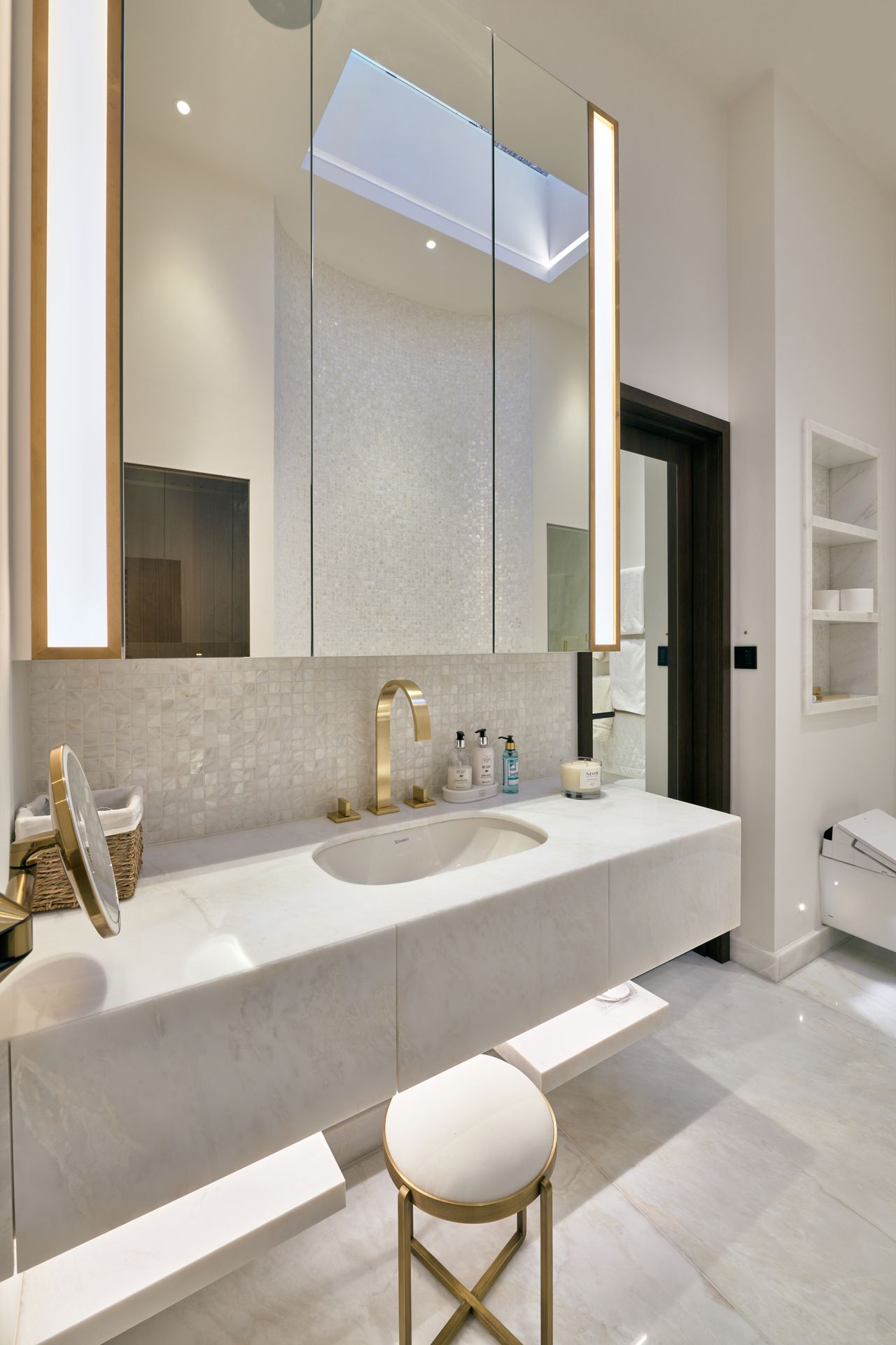 Planning bathroom lighting: with advice from design experts | Homes and ...