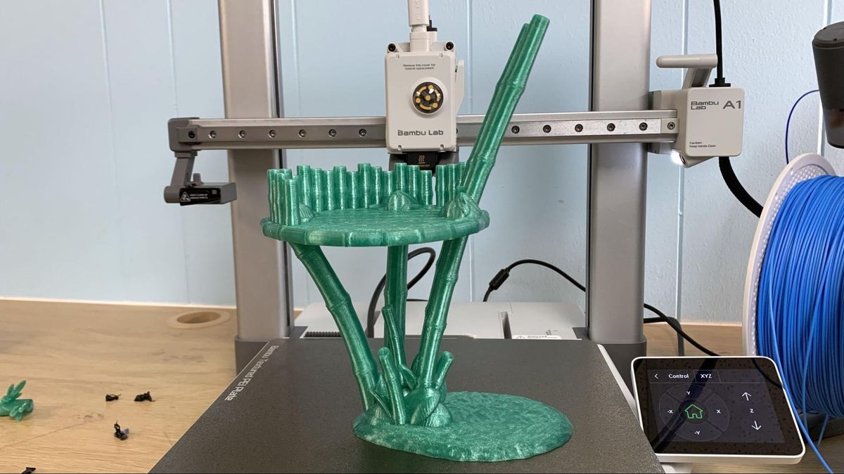 Bambu Lab A1 Review: Full Size Bed Slinger | Tom's Hardware