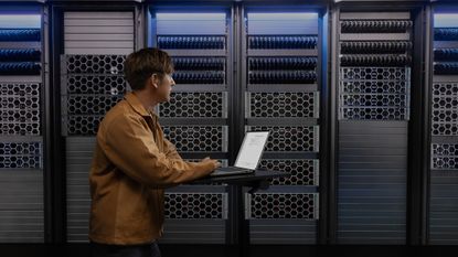 Dell PowerEdge XE vs Dell PowerEdge R – which one is right for your ...