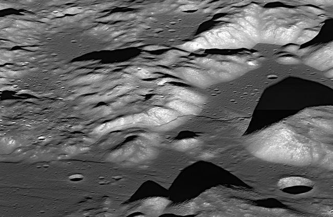 Moon Mosaics: Groundbreaking Science Images of Stunning Lunar Science ...