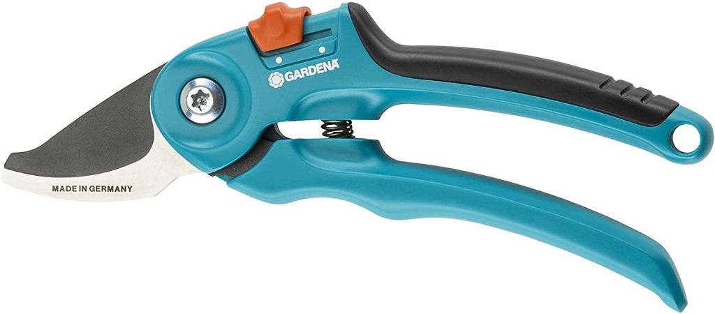 7 best secateurs: top buys to help you keep your garden tidy | Gardeningetc