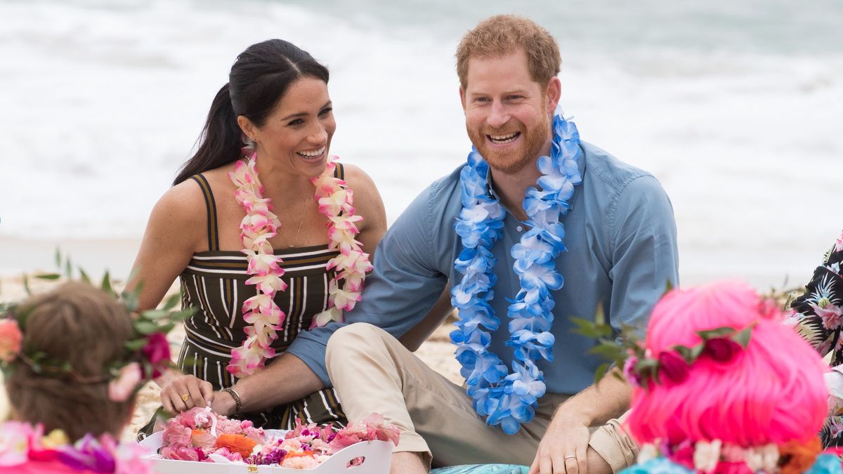 Photos of Prince Harry having a beach day in California have just ...
