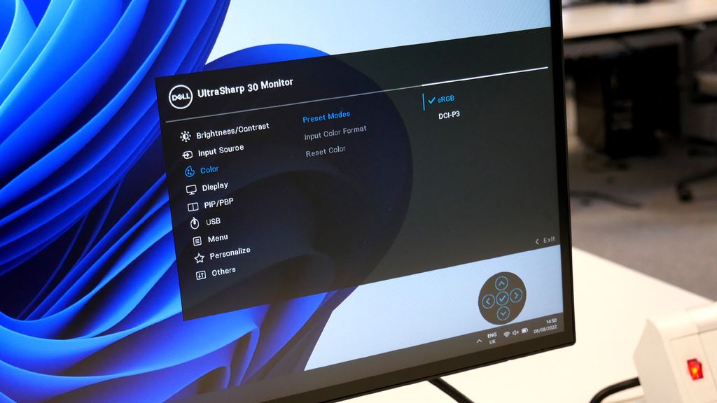 Dell UltraSharp 30 U3023E review | Creative Bloq