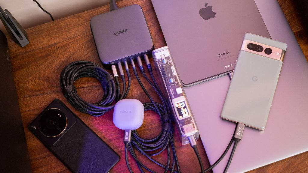 UGREEN Nexode 200W review: The ultimate all-in-one charging station ...