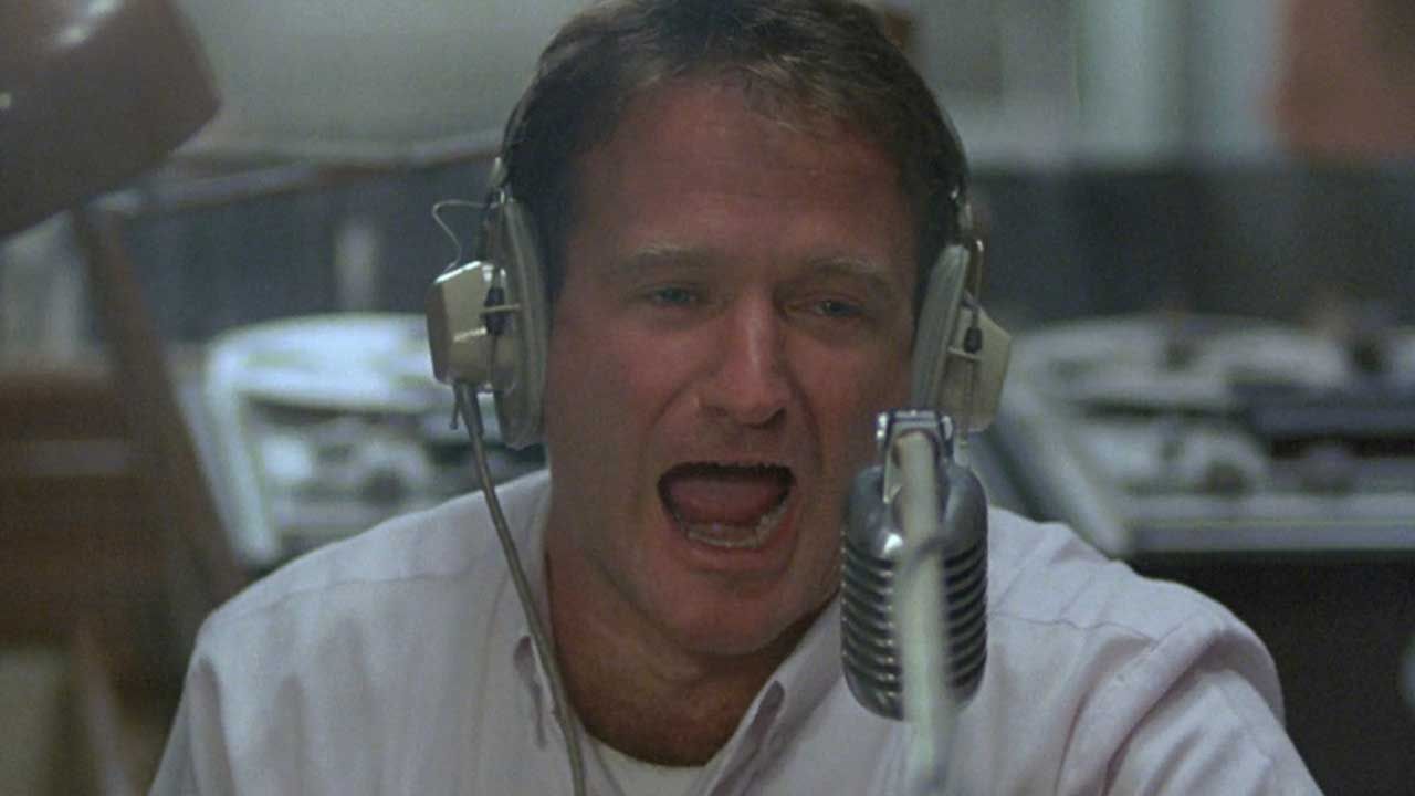 32 Stand-Up Comedians Who Passed Way Too Soon | Cinemablend