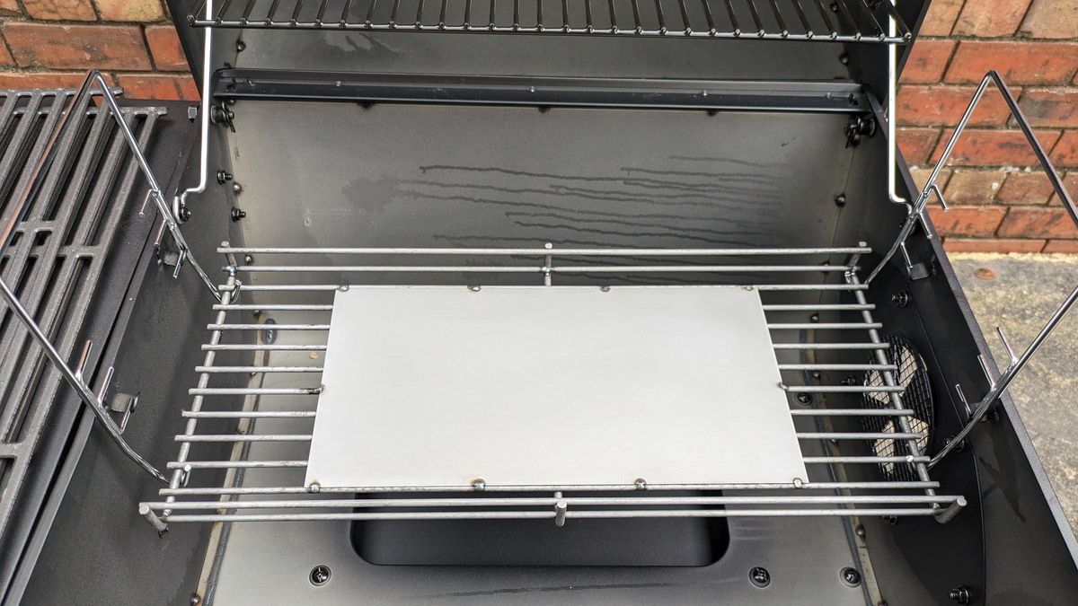 Char-Broil C-Line Charcoal Grill 665 review | Top Ten Reviews