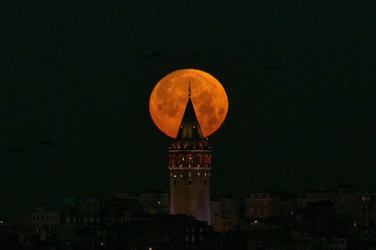 In Photos: The Rare Super Blue Blood Moon Lunar Eclipse of 2018: Page 2 ...