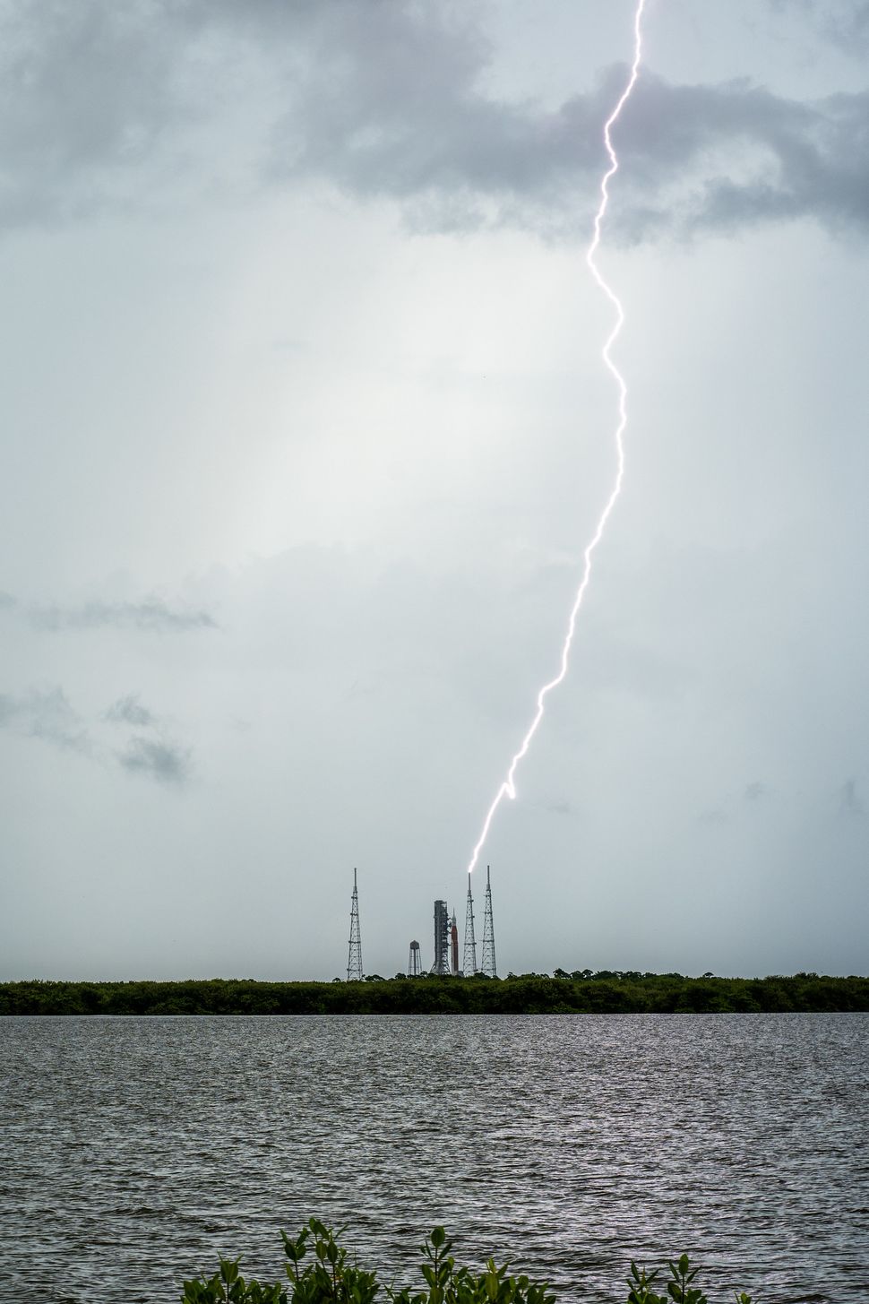 NASA photos of lightning strikes at Artemis 1 moon rocket pad | Space