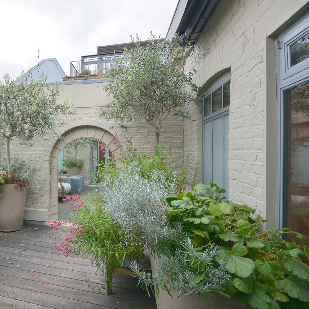 Suggs' house in Camden is up for sale – welcome to the House of Fun ...