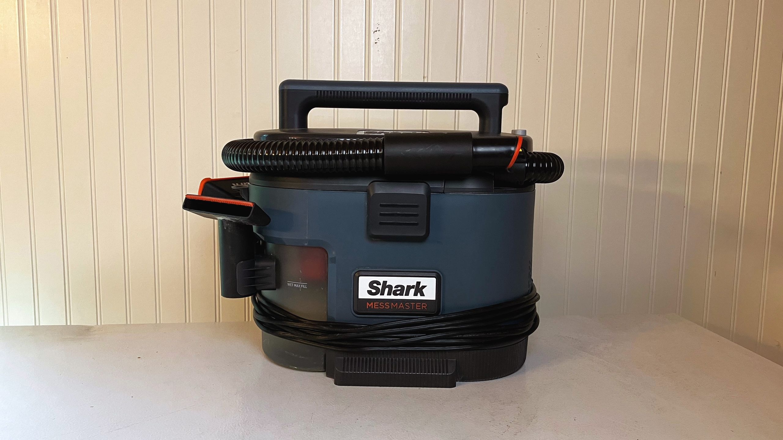 Shark MessMaster Wet/Dry Vacuum review | Top Ten Reviews