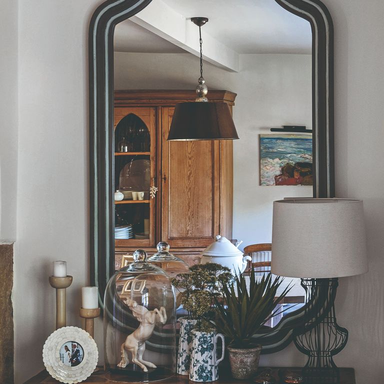 How to hang a heavy mirror safely and securely | Ideal Home