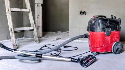 The best vacuum cleaners for builders' dust | Homebuilding
