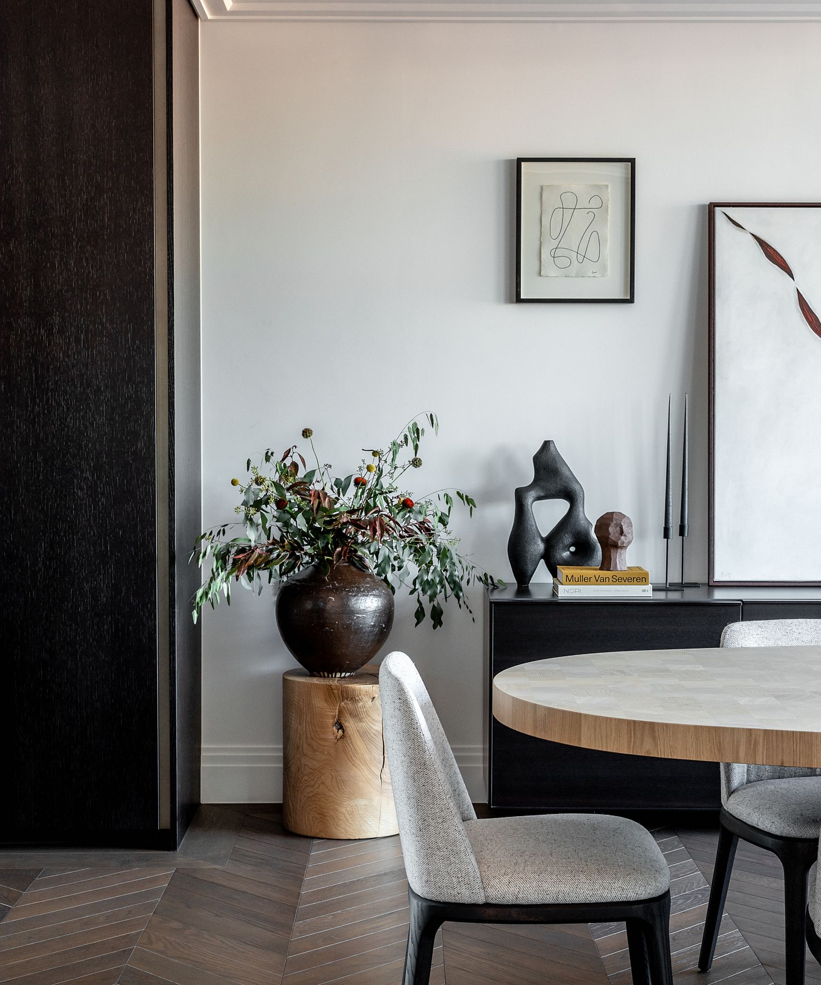 A central London apartment showcases a crafted contemporary interior ...