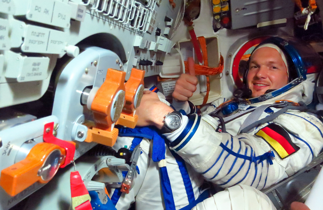 Space Photos: German Astronaut Alexander Gerst's Blue Dot Flight | Space