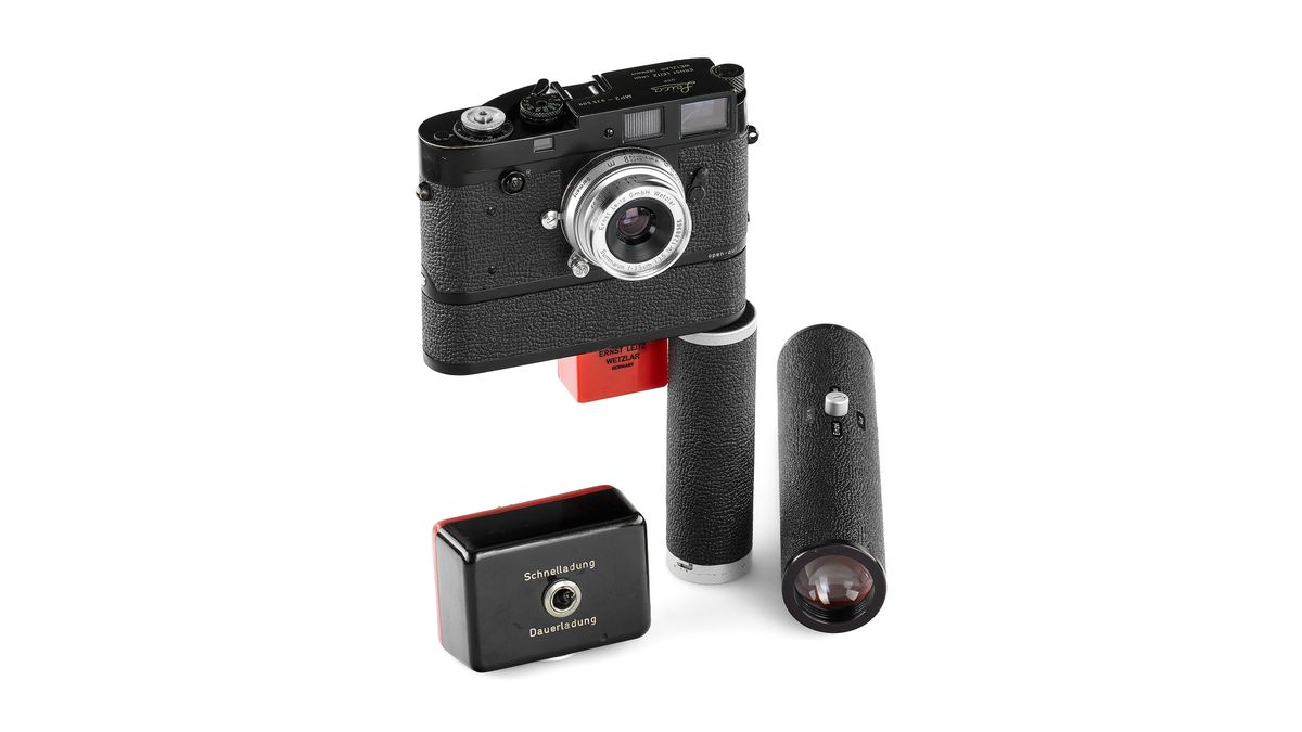 Leica MP2 sells for $1.6 million at the Leitz Photographica Auction 44 ...