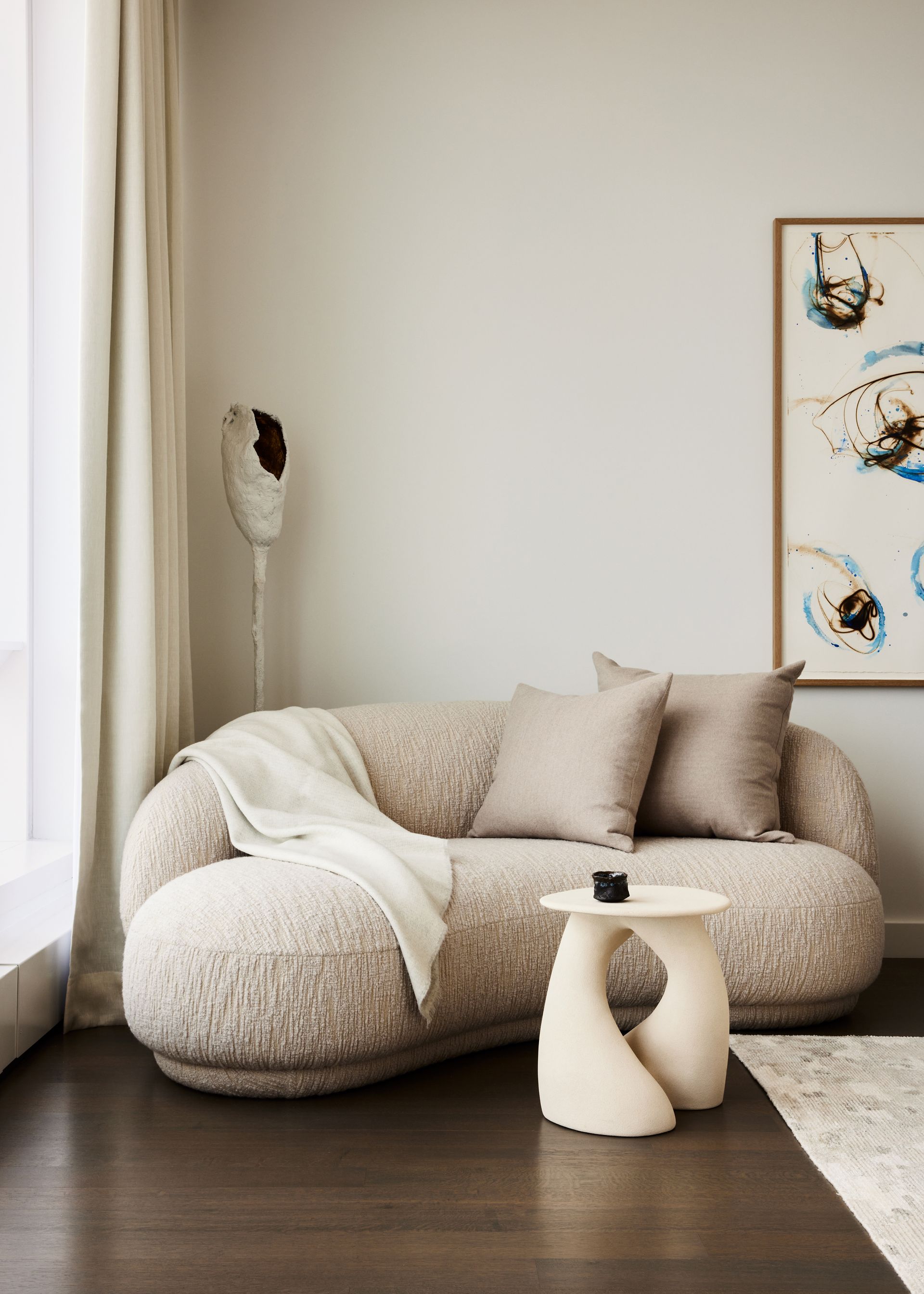 How many throw pillows should you have on a couch? | Livingetc