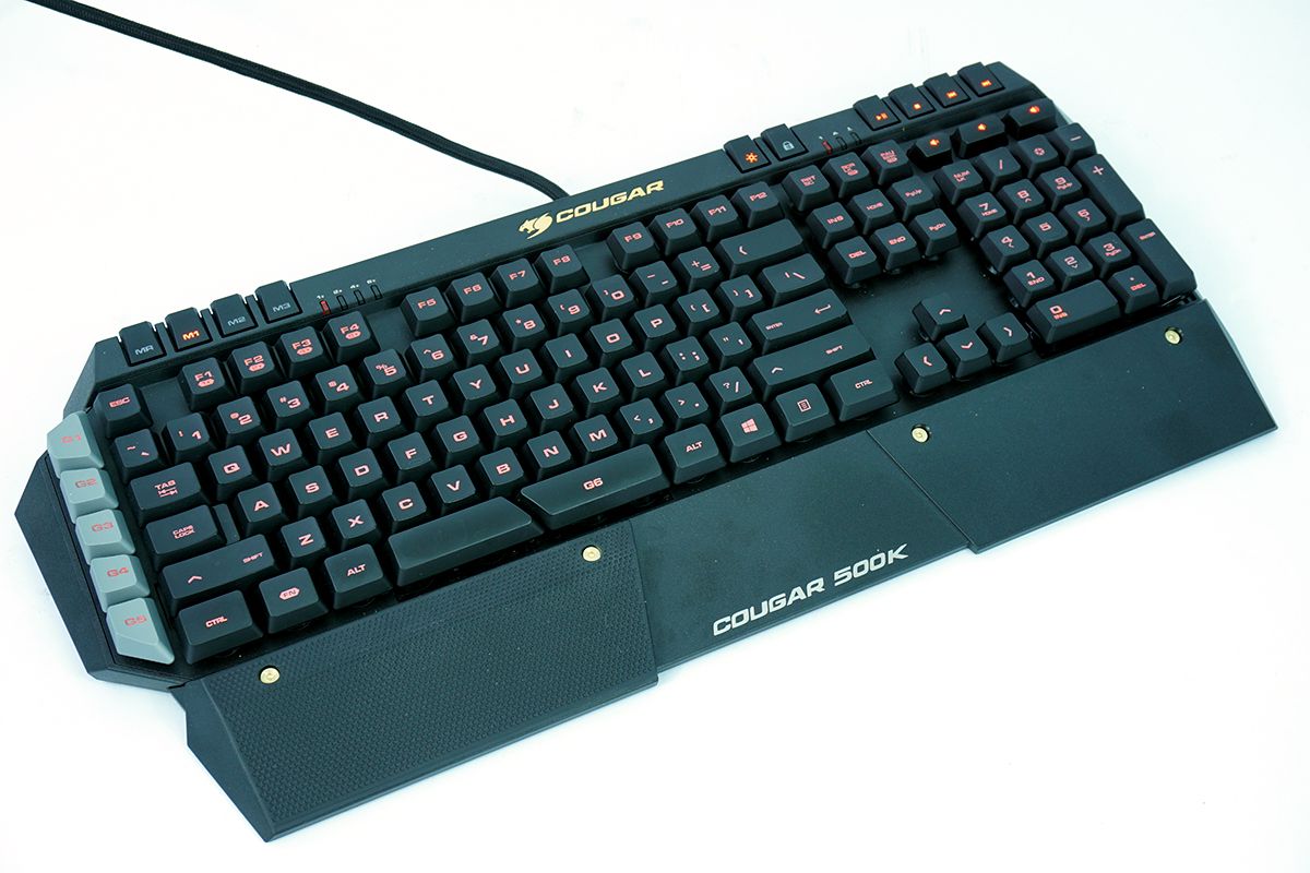 Cougar 500K Gaming Keyboard Hands On: Bells And Whistles, But No ...