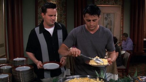 32 Funny Things Joey Has Said About Food On Friends | Cinemablend