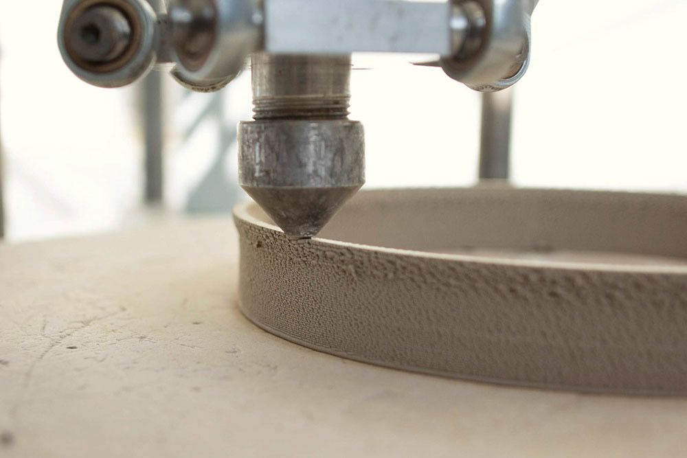 Modular column by Tijmen Smeulders and Olivier van Herpt | Wallpaper