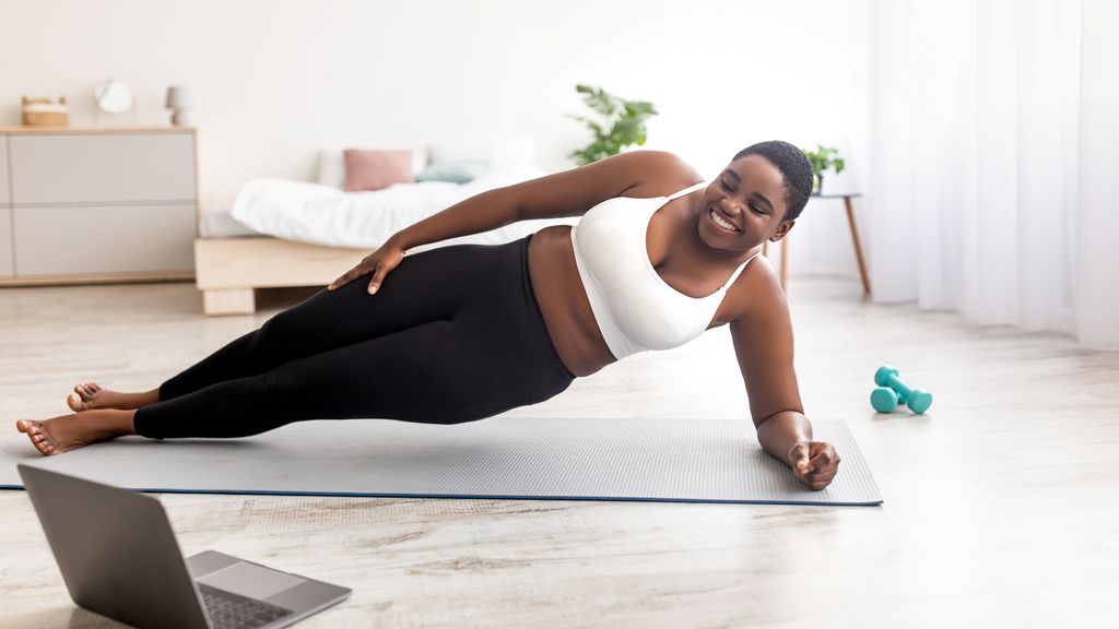 You need just four moves to tone your abs, here they are | Fit&Well