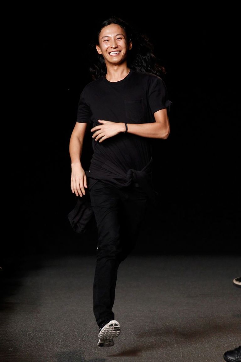 What Fashion Designers Wear - How Famous Fashion People Dress | Marie ...