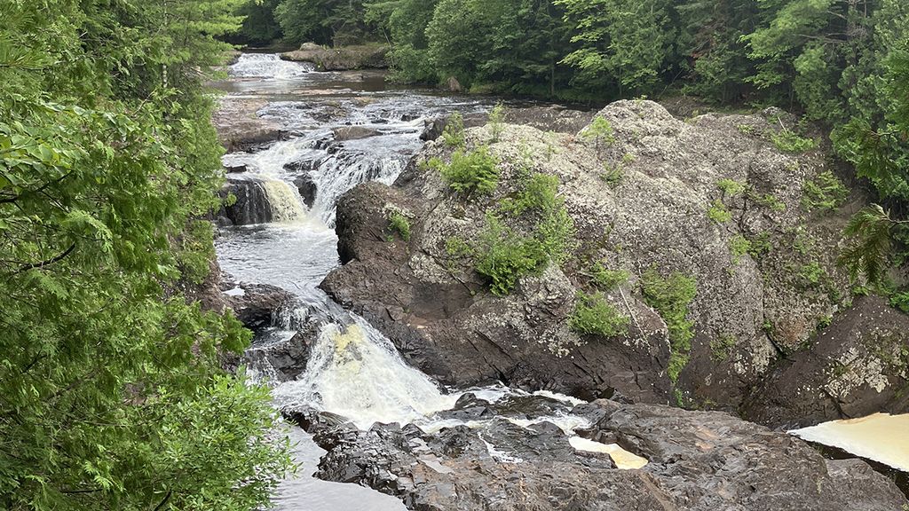 Lake Superior rocks reveal build up to giant collision that formed ...