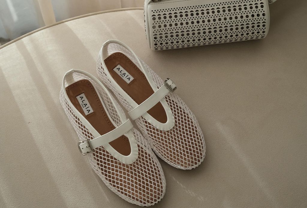 This Controversial Shoe Trend Will Be Everywhere This Summer | Who What ...